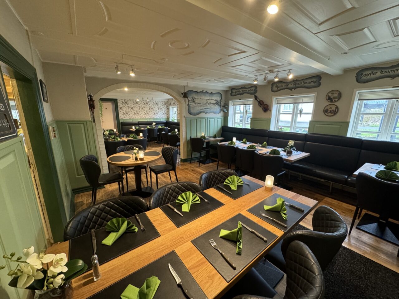 A Lá Carte - Hodde Kro A/S